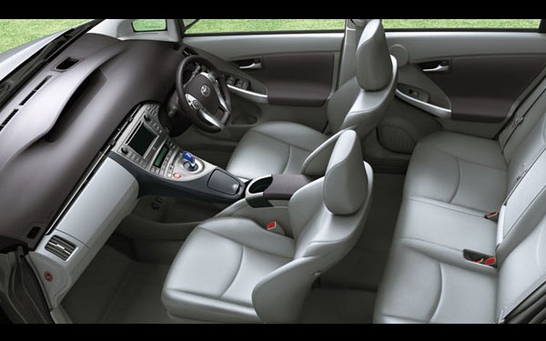 Toyota Prius [2010 - 2016] Photos | Prius [2010 - 2016] Interior and ...