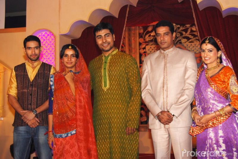 Bhairavi Raichura Family