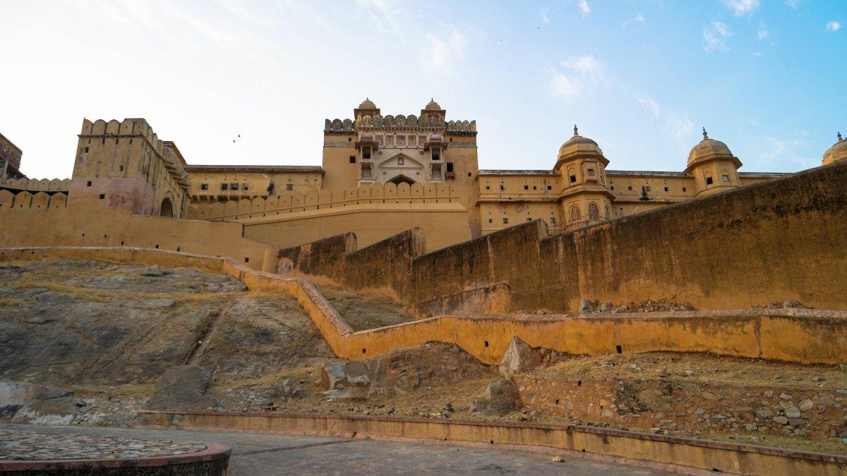 World's Most Magnificent Forts and Fortresses