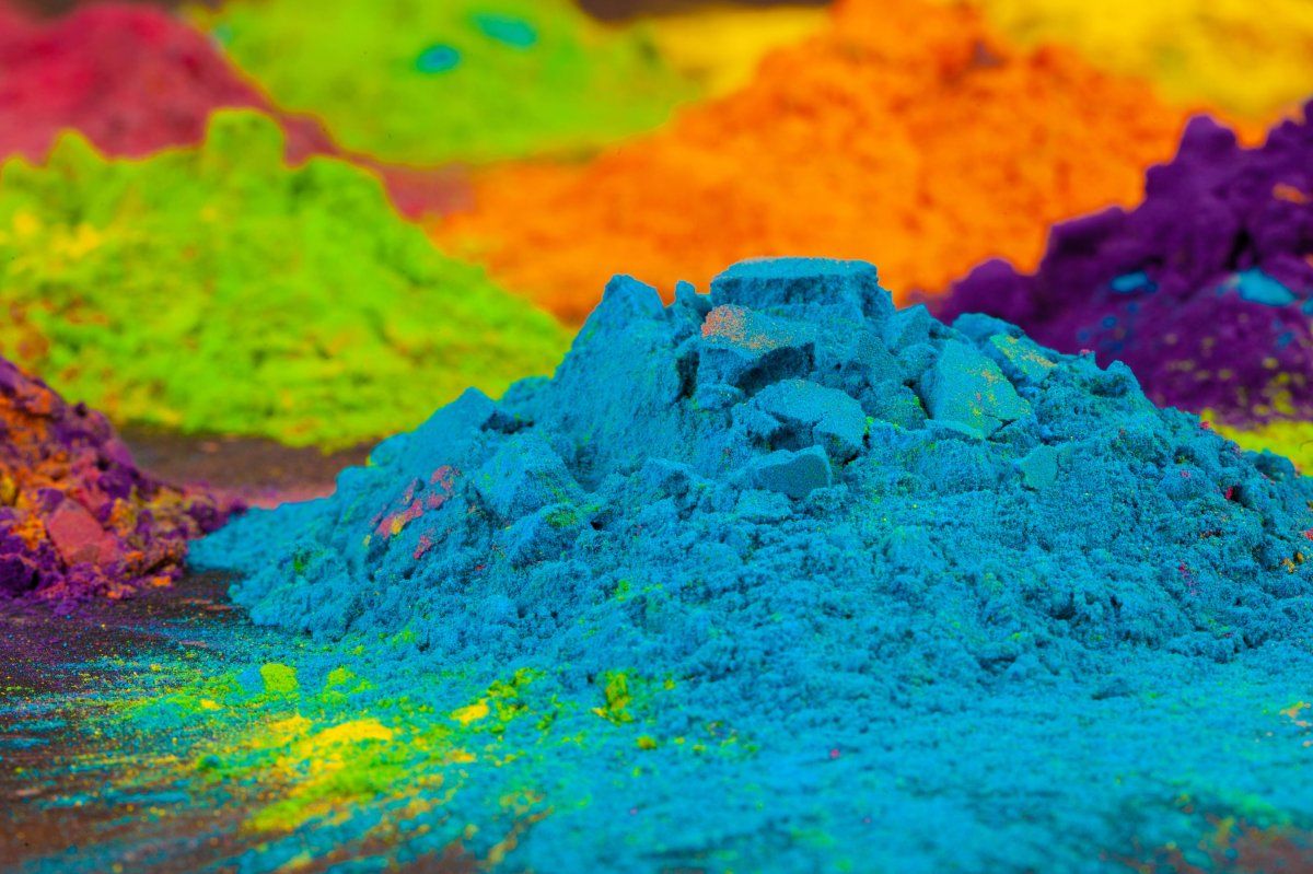 8 Vibrant DIY Natural Holi Colors You Can Make at Home