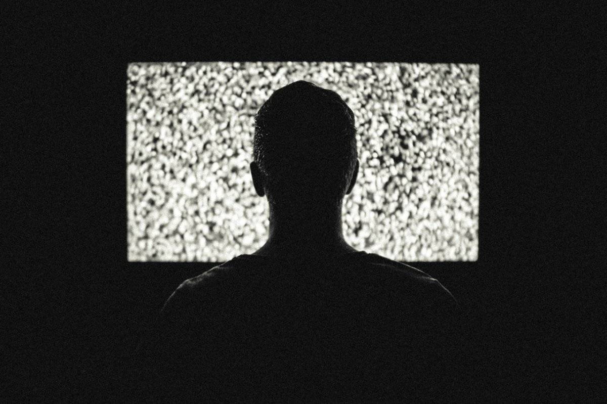 Harmful effects of TV on children, teenagers and adults