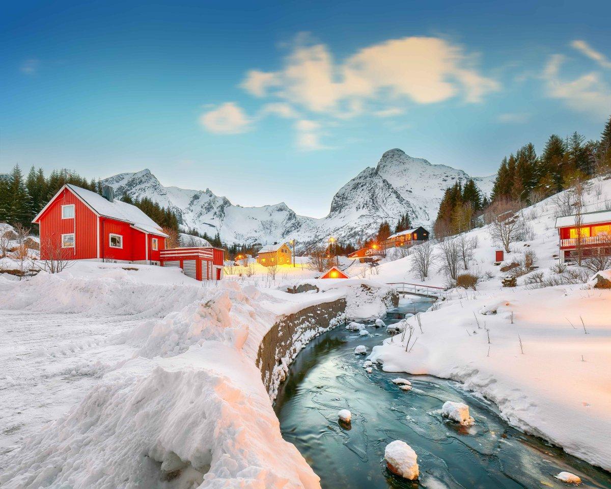 Top Places Around the World for a Snowy Holiday