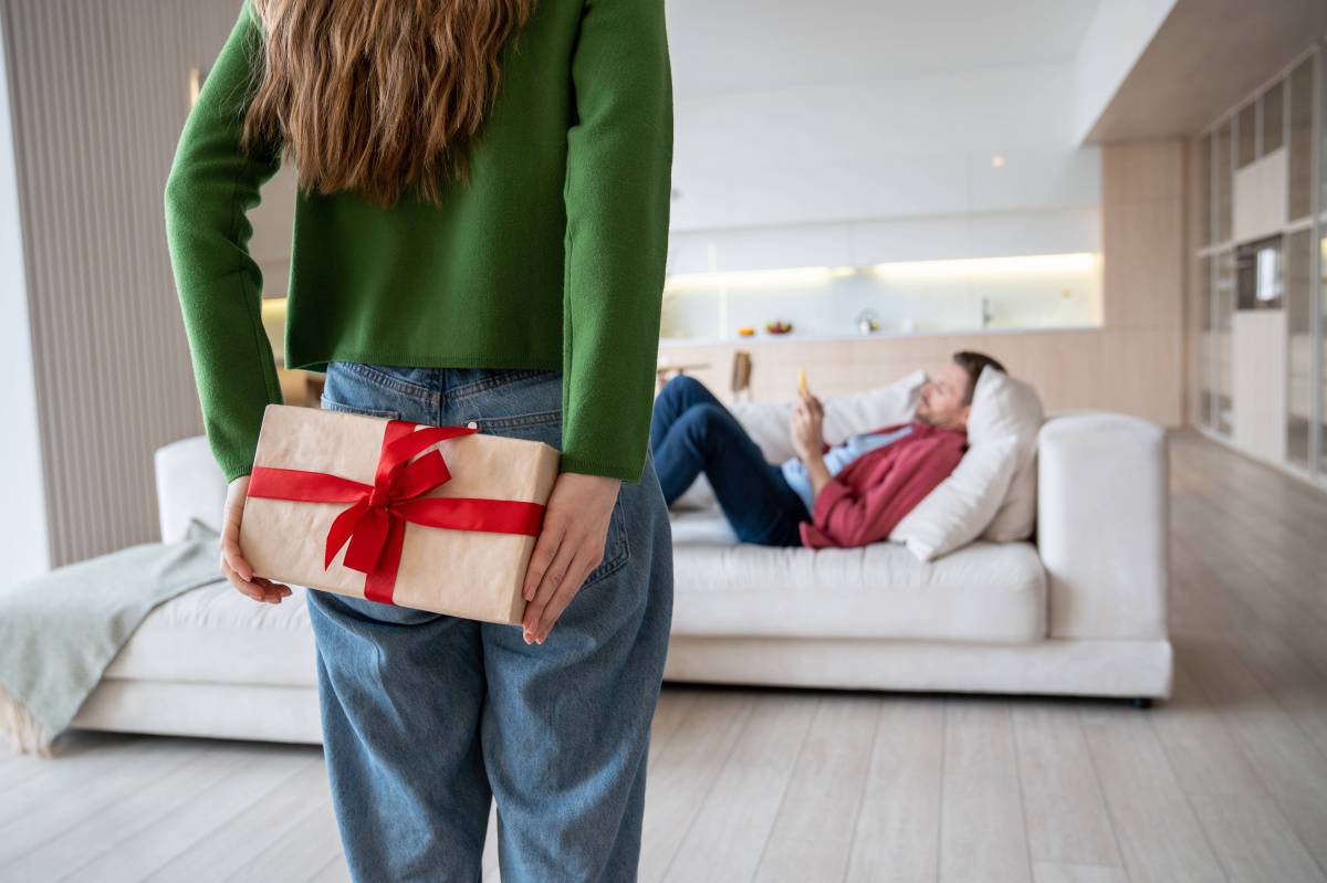 Understanding Uneven Emotional Attachment in a Relationship