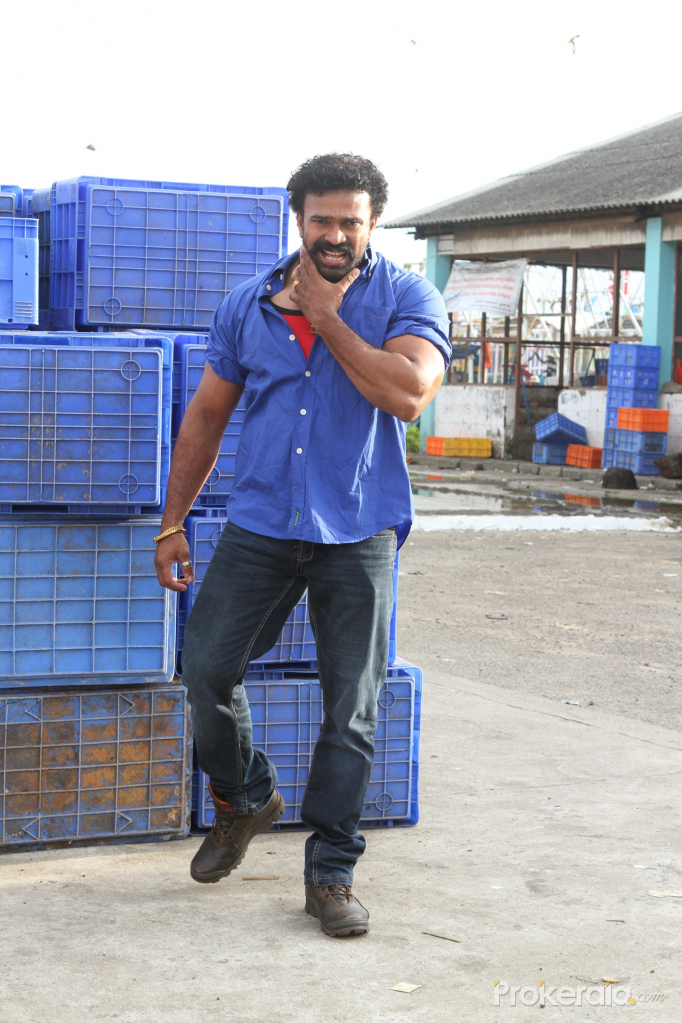 Pichathi Movie Wallpapers, Posters & Stills