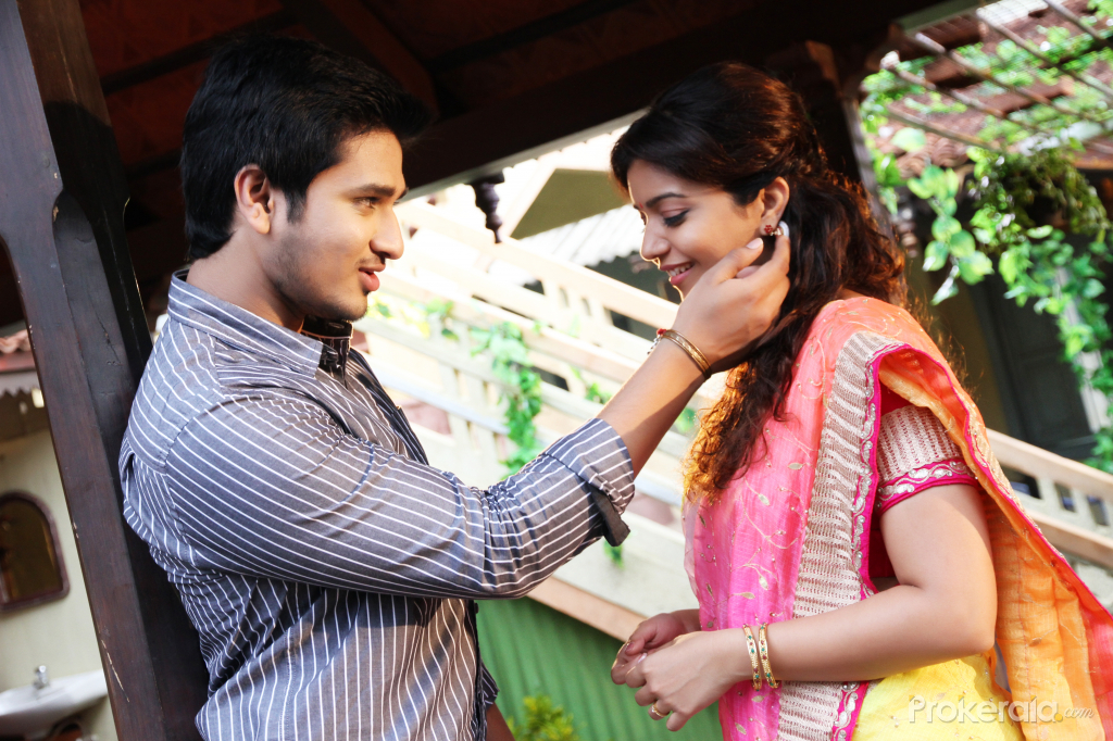 Karthikeya Movie Wallpapers, Posters & Stills