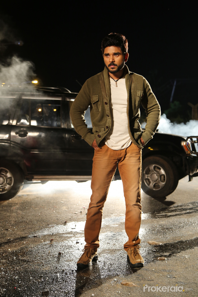 Thappu Thanda Movie Wallpapers, Posters & Stills