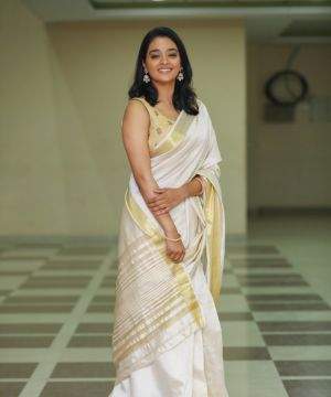 Kaayal Movie Cast, Review, Wallpapers & Trailer
