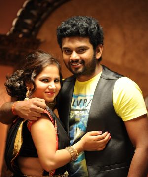 Malli Movie Cast, Review, Wallpapers & Trailer