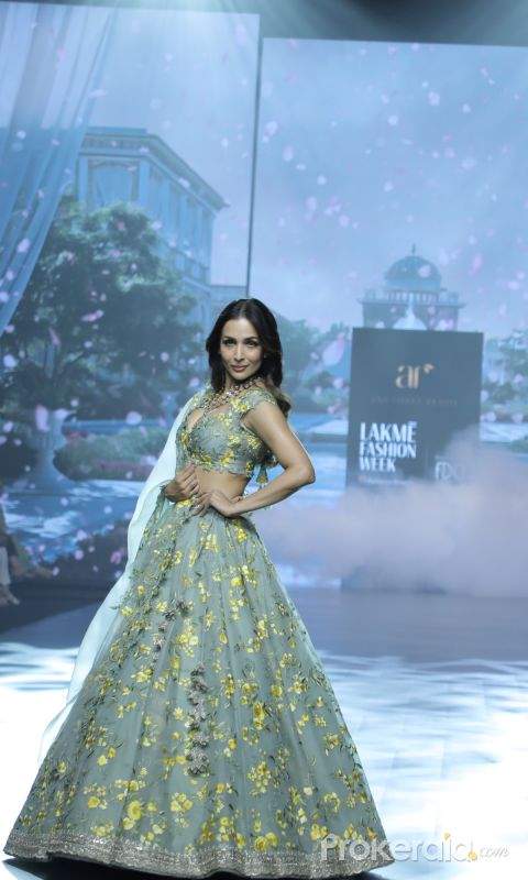 Malaika Arora on Goa vacay: Never skips her yoga sessions by the pool