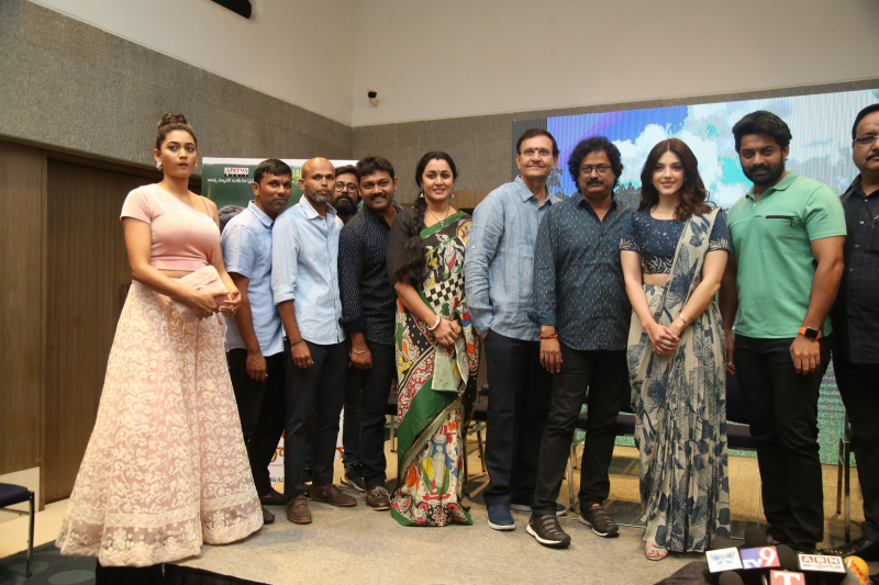 Entha Manchivaadavuraa Movie Events & Photos