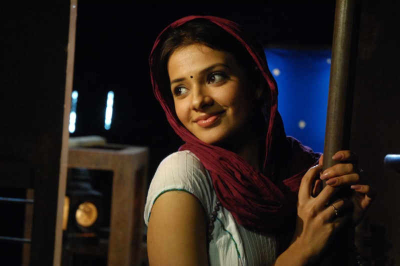 Maryada Ramanna Movie Wallpapers, Posters & Stills