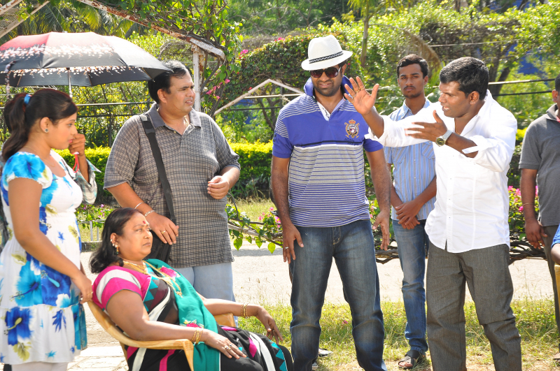 Maya Mahal Movie Wallpapers, Posters & Stills