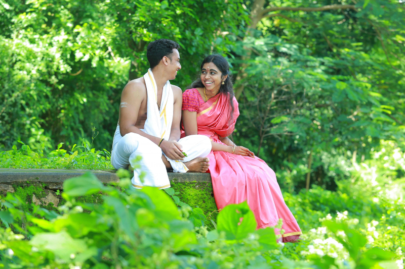 House Owner Movie Wallpapers, Posters & Stills