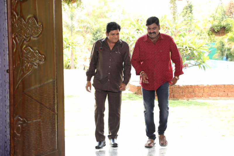 Erra Chira Movie Wallpapers, Posters & Stills