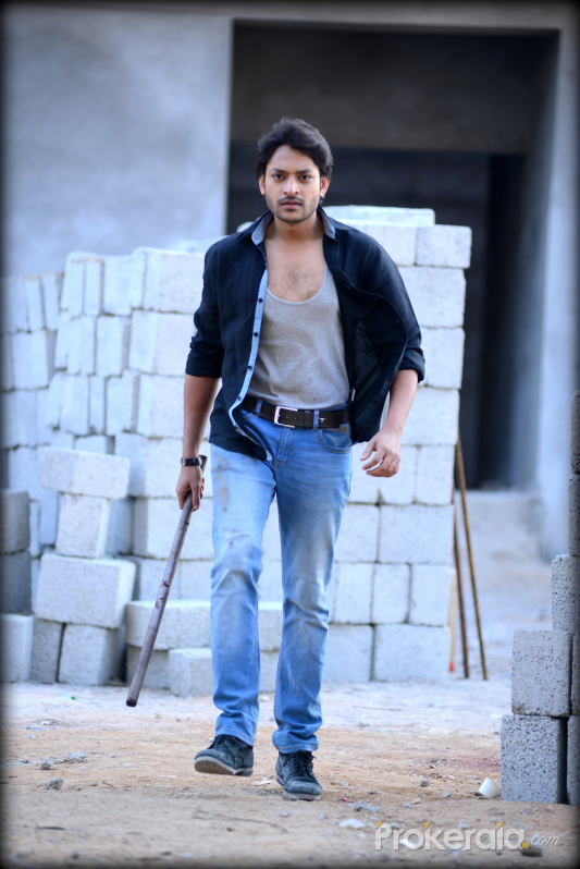 Srivalli Movie Wallpapers, Posters & Stills
