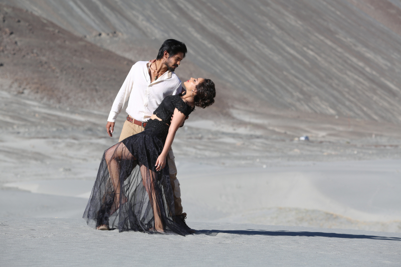 Sei Movie Wallpapers, Posters & Stills