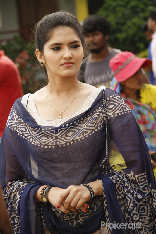 Devadass Movie Wallpapers, Posters & Stills