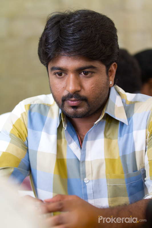 Nenu Nene Ramune Movie Wallpapers, Posters & Stills
