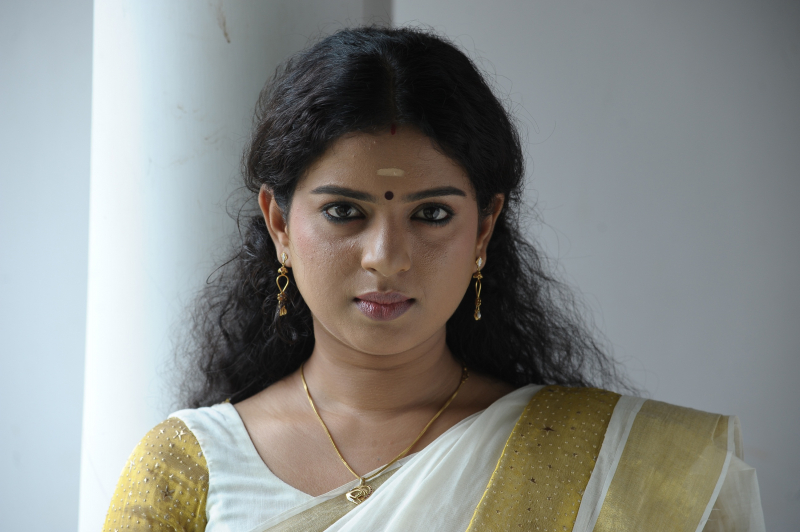 Life Movie Wallpapers, Posters & Stills
