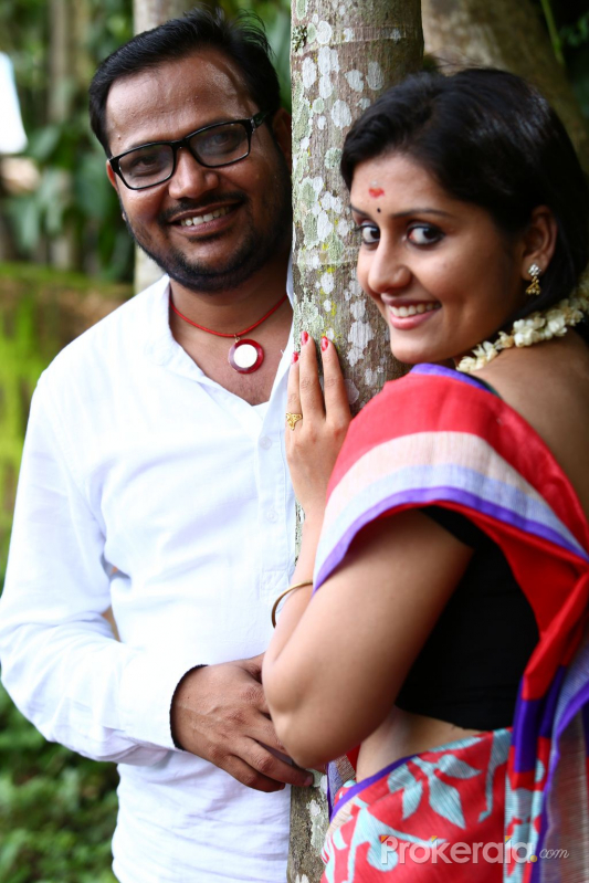 Nila Nagar Movie Wallpapers, Posters & Stills