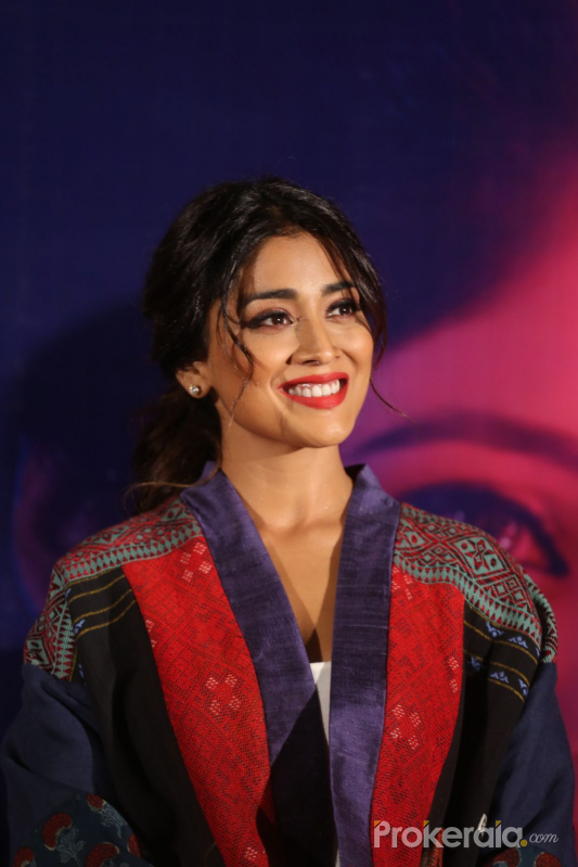 Shriya Saran Photos | Shriya Saran Pics & Photo Gallery | Hot, Sexy ...