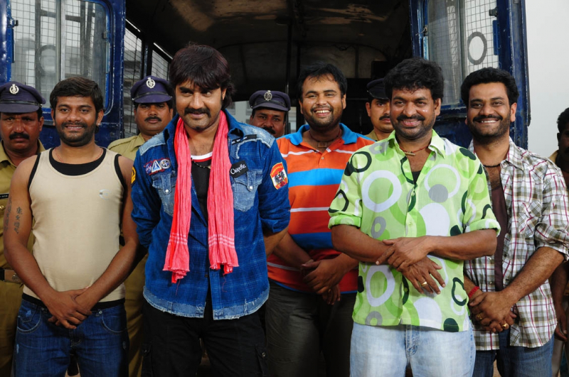 Ranga The Donga Movie Wallpapers, Posters & Stills