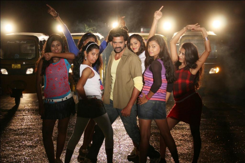 Sathuran Movie Wallpapers, Posters & Stills