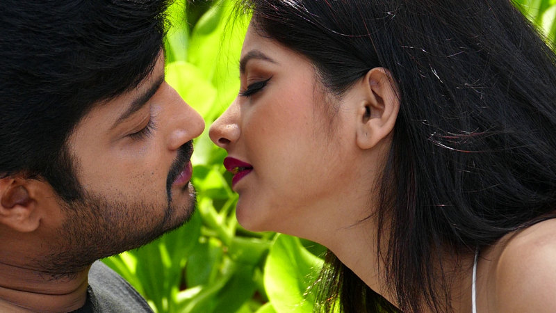 Shikaar Movie Wallpapers, Posters & Stills