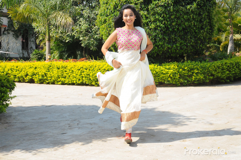 Simple Love Story Movie Wallpapers, Posters & Stills