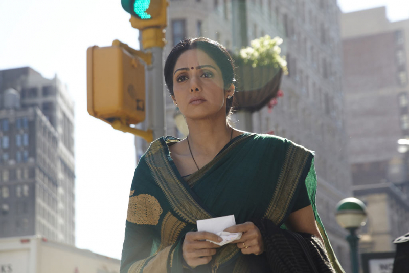 English Vinglish Movie Wallpapers, Posters & Stills