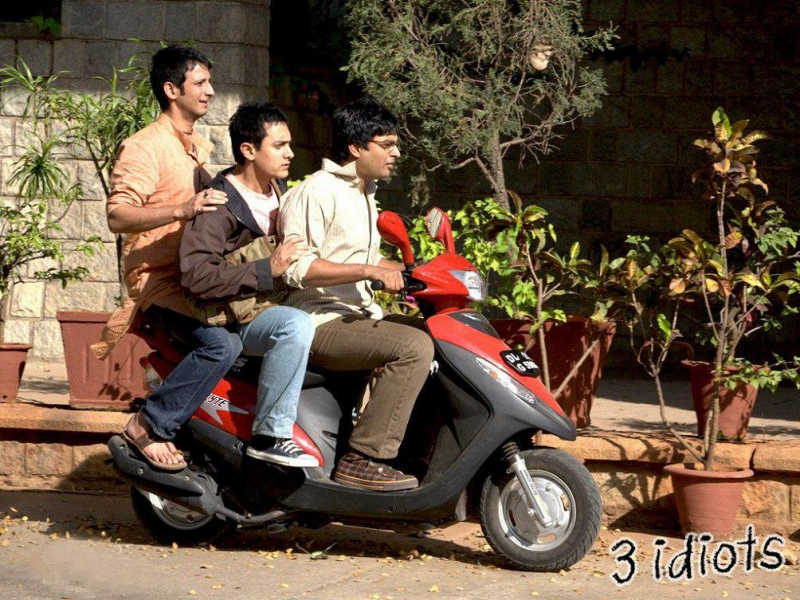 3 Idiots Movie Wallpapers, Posters & Stills