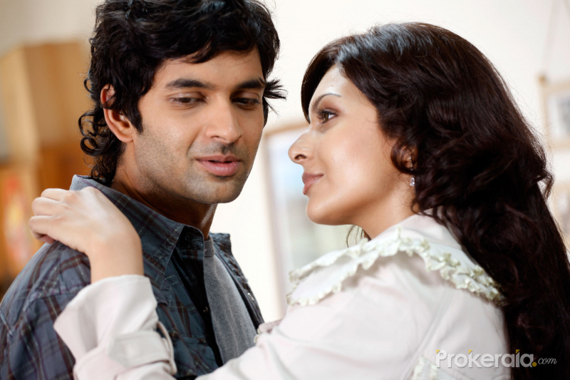 Hide And Seek Movie Wallpapers, Posters & Stills
