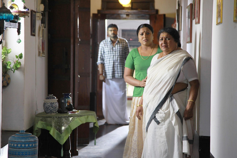 Ginger Movie Wallpapers, Posters & Stills