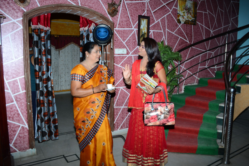 Vetapalem Movie Wallpapers, Posters & Stills