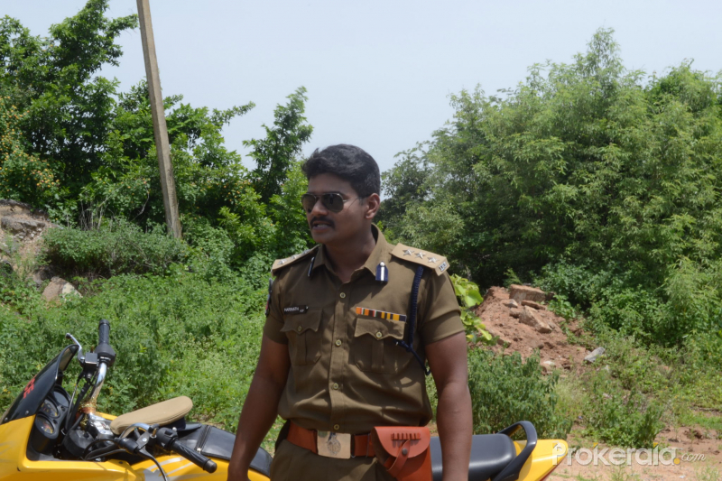 Vetapalem Movie Wallpapers, Posters & Stills