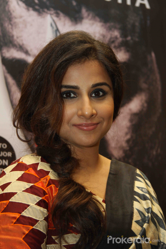 Vidya Balan Photos | Vidya Balan Pics & Photo Gallery | Hot, Sexy Vidya ...