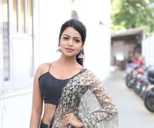 Valayal Movie Cast, Review, Wallpapers & Trailer