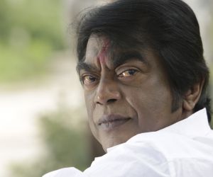 Bhoo Movie Cast, Review, Wallpapers & Trailer