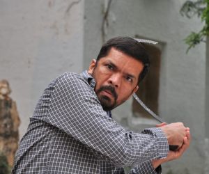 Happy Life Movie Cast, Review, Wallpapers & Trailer