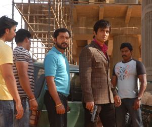 Hello Boss Movie Cast, Review, Wallpapers & Trailer
