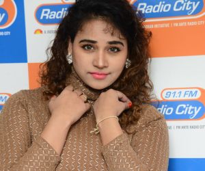 Lacchi Movie Cast, Review, Wallpapers & Trailer