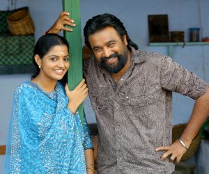 Kidaari Movie Cast, Review, Wallpapers & Trailer