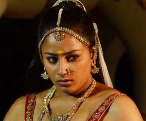 Maya Mohini Movie Cast, Review, Wallpapers & Trailer
