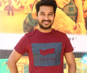 Mehandi Circus Movie Cast, Review, Wallpapers & Trailer