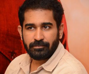 Yaman Movie Cast, Review, Wallpapers & Trailer