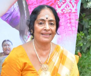 Maya Mohini Movie Cast, Review, Wallpapers & Trailer