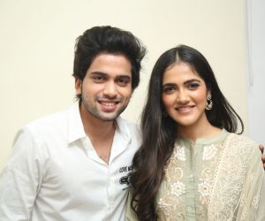 Sehari Movie Cast, Review, Wallpapers & Trailer