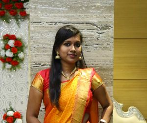 Thaali Movie Cast, Review, Wallpapers & Trailer