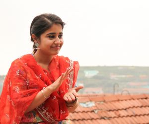 Mehandi Circus Movie Cast, Review, Wallpapers & Trailer