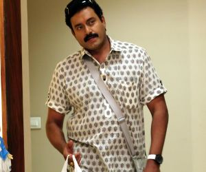 Chettayees Movie Cast, Review, Wallpapers & Trailer